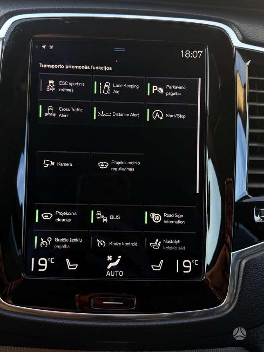 Pelēks Volvo XC90 2018 Kauņa, ar dzinēja tilpumu 1.97 L un nobraukumu 151 tūkst. km par 26900 €, foto 27 vietnē AUTOMOTO.COM.LV