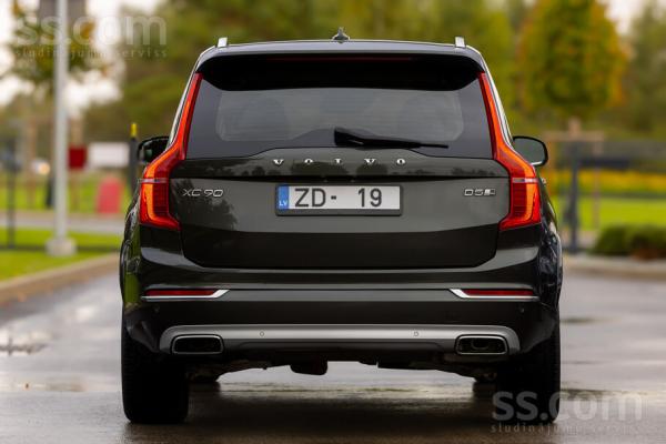Volvo XC90 2018 Jelgava vietnē Pelēks Volvo XC90 2018 Jelgava, ar dzinēja tilpumu 2.00 L un nobraukumu 238 tūkst. km par 21990 €, foto 5 vietnē AUTOMOTO.COM.LV