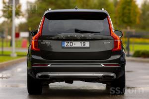 Grey Volvo XC90 2018 in Jelgava, with an engine capacity of 2.00 L and mileage of 238 thousand km for 21990 €, photo 5 on AUTOMOTO.COM.LV