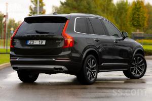 Grey Volvo XC90 2018 in Jelgava, with an engine capacity of 2.00 L and mileage of 238 thousand km for 21990 €, photo 6 on AUTOMOTO.COM.LV