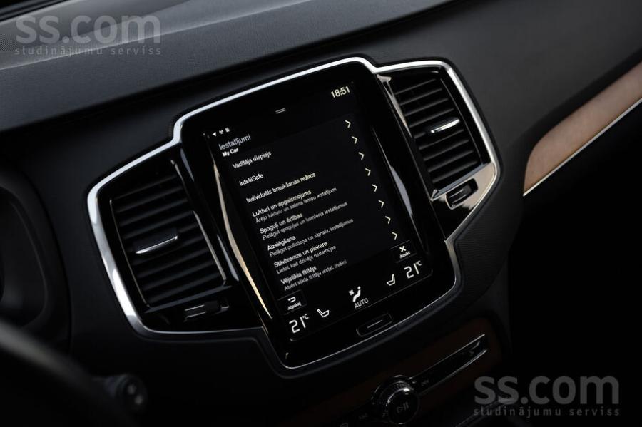 Grey Volvo XC90 2018 in Jelgava, with an engine capacity of 2.00 L and mileage of 238 thousand km for 21990 €, photo 28 on AUTOMOTO.COM.LV