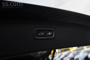 Grey Volvo XC90 2018 in Jelgava, with an engine capacity of 2.00 L and mileage of 238 thousand km for 21990 €, photo 35 on AUTOMOTO.COM.LV