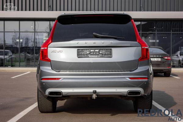 Grey Volvo XC90 2018 in Kaunas, with an engine capacity of 2.00 L and mileage of 257 thousand km for 18300 €, photo 6 on AUTOMOTO.COM.LV