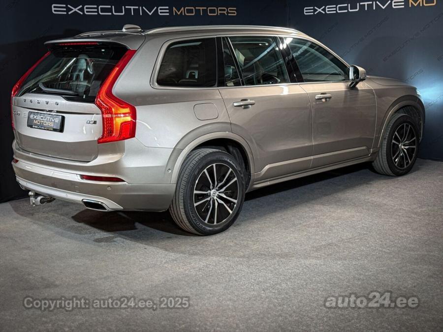 Pelēks Volvo XC90 2019 Tallina, ar dzinēja tilpumu 2.00 L un nobraukumu 94 tūkst. km par 34499 €, foto 2 vietnē AUTOMOTO.COM.LV