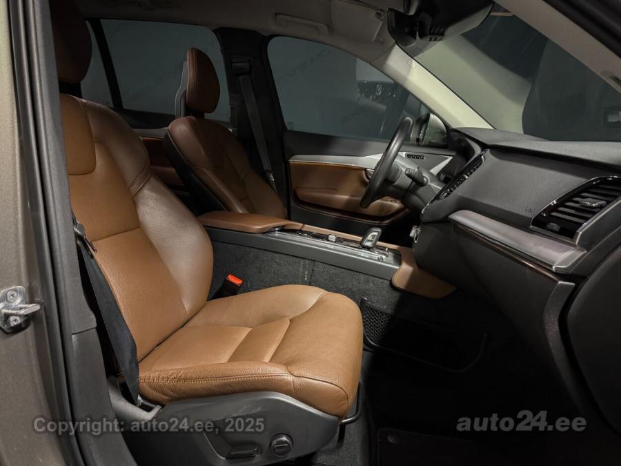 Pelēks Volvo XC90 2019 Tallina, ar dzinēja tilpumu 2.00 L un nobraukumu 94 tūkst. km par 34499 €, foto 13 vietnē AUTOMOTO.COM.LV