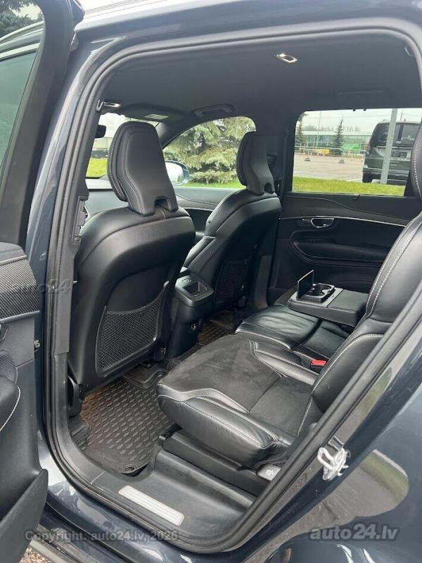 Pelēks Volvo XC90 2019 Tallina, ar dzinēja tilpumu 2.00 L un nobraukumu 230 tūkst. km par 28500 €, foto 4 vietnē AUTOMOTO.COM.LV
