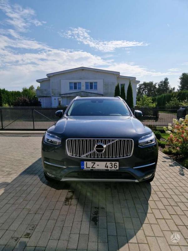 Grey Volvo XC90 2019 in Riga, with an engine capacity of 1.97 L and mileage of 173 thousand km for 30000 €, photo 2 on AUTOMOTO.COM.LV