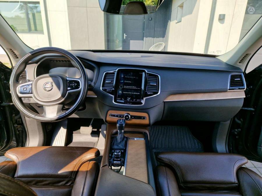 Pelēks Volvo XC90 2019 Rīga, ar dzinēja tilpumu 1.97 L un nobraukumu 173 tūkst. km par 30000 €, foto 9 vietnē AUTOMOTO.COM.LV
