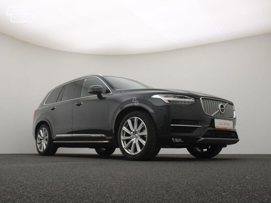 Grey Volvo XC90 2019 in Vilnius, with an engine capacity of 2.00 L and mileage of 207 thousand km for 27999 €, photo 11 on AUTOMOTO.COM.LV