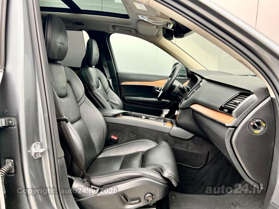 Grey Volvo XC90 2019 in Tallinn, with an engine capacity of 2.00 L and mileage of 172 thousand km for 28500 €, photo 13 on AUTOMOTO.COM.LV