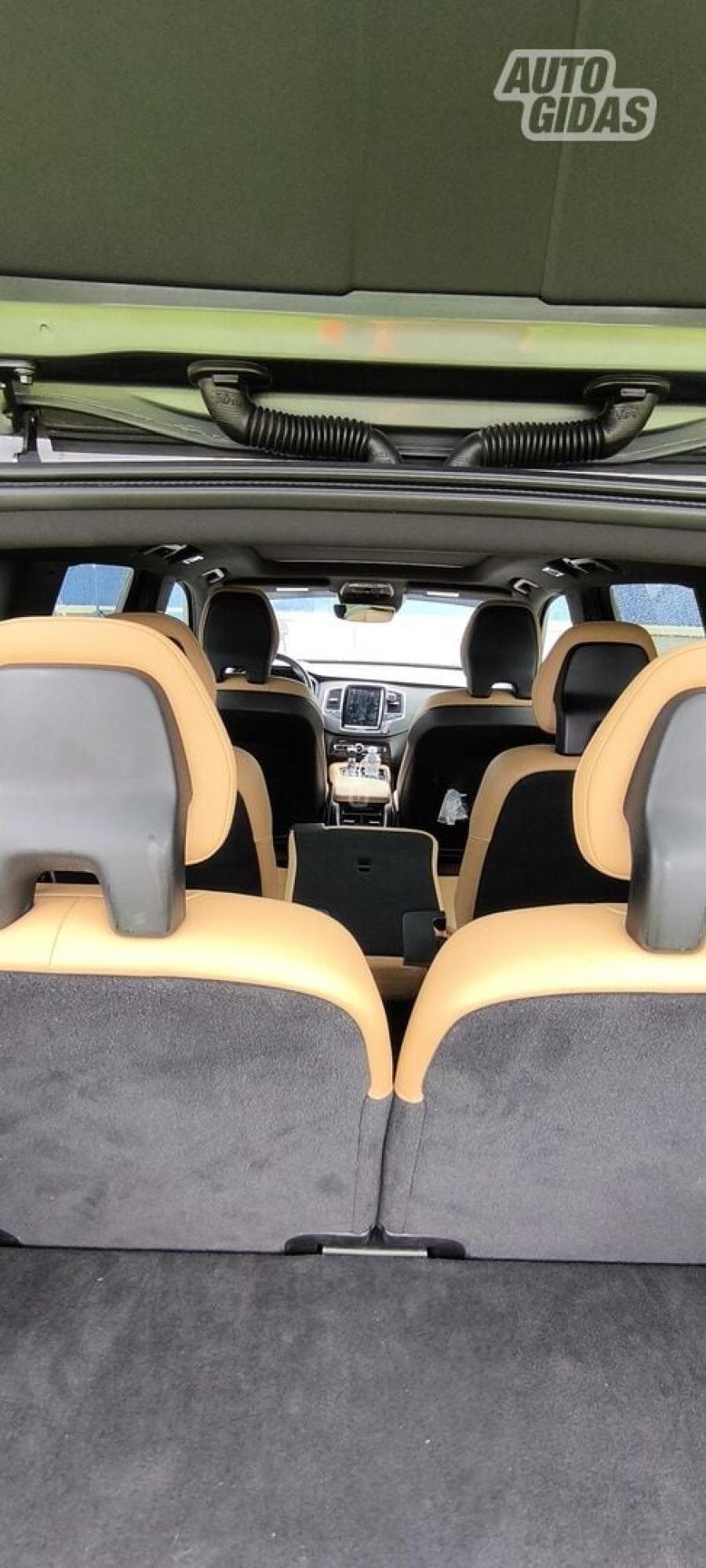 Grey Volvo XC90 2019 in Klaipeda, with an engine capacity of 2.00 L and mileage of 160 thousand km for 23500 €, photo 6 on AUTOMOTO.COM.LV