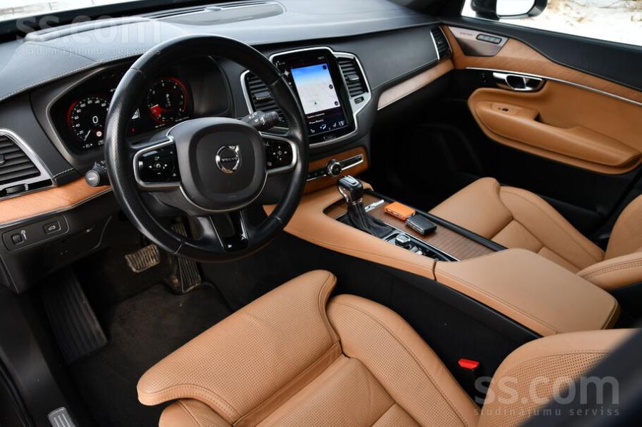 Grey Volvo XC90 2019 in Riga, with an engine capacity of 2.00 L and mileage of 0 thousand km for 27950 €, photo 15 on AUTOMOTO.COM.LV