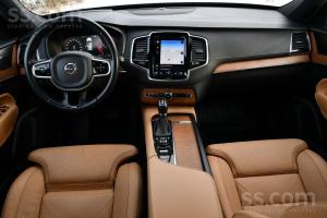Grey Volvo XC90 2019 in Riga, with an engine capacity of 2.00 L and mileage of 0 thousand km for 27950 €, photo 16 on AUTOMOTO.COM.LV