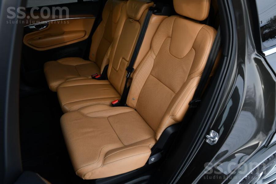 Grey Volvo XC90 2019 in Riga, with an engine capacity of 2.00 L and mileage of 0 thousand km for 27950 €, photo 18 on AUTOMOTO.COM.LV