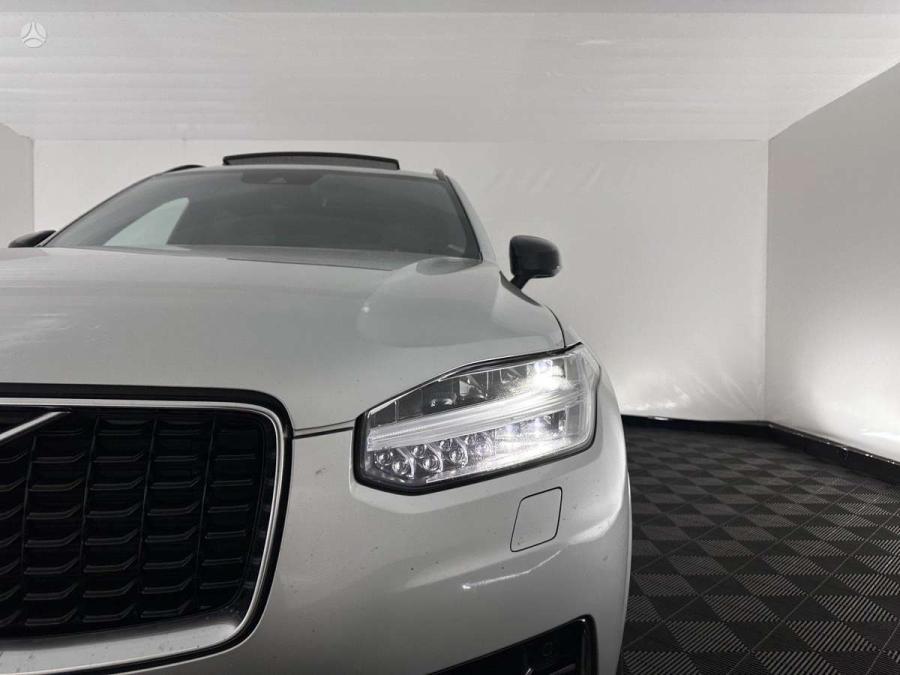 Pelēks Volvo XC90 2019 Viļņa, ar dzinēja tilpumu 1.97 L un nobraukumu 233 tūkst. km par 26000 €, foto 6 vietnē AUTOMOTO.COM.LV