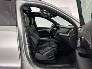Pelēks Volvo XC90 2019 Viļņa, ar dzinēja tilpumu 1.97 L un nobraukumu 233 tūkst. km par 26000 €, foto 10 vietnē AUTOMOTO.COM.LV