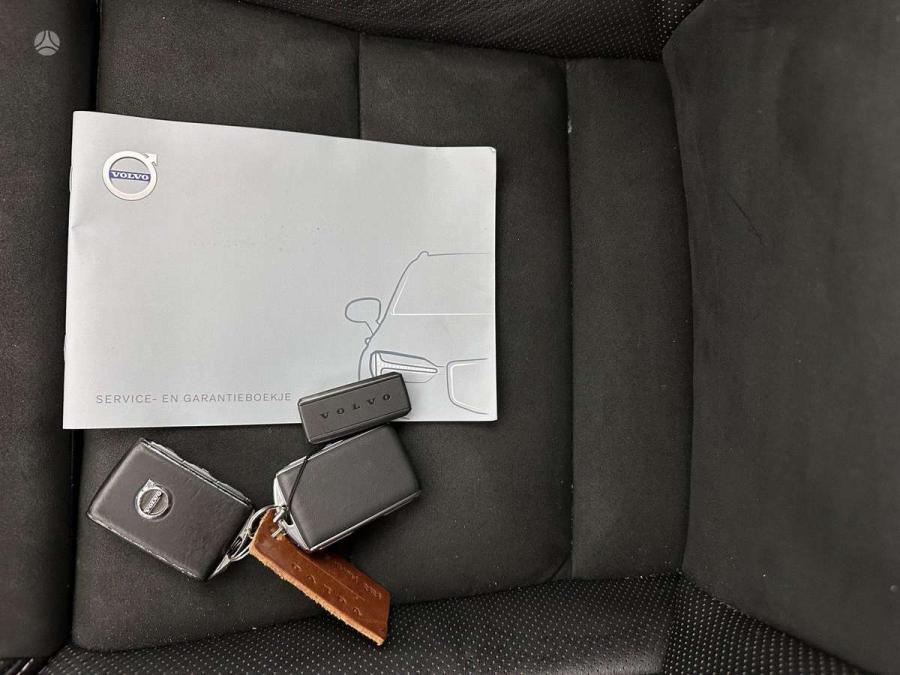 Pelēks Volvo XC90 2019 Viļņa, ar dzinēja tilpumu 1.97 L un nobraukumu 233 tūkst. km par 26000 €, foto 19 vietnē AUTOMOTO.COM.LV