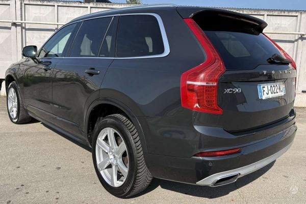 Pelēks Volvo XC90 2019 Kauņa, ar dzinēja tilpumu 1.97 L un nobraukumu 300 tūkst. km par 15999 €, foto 9 vietnē AUTOMOTO.COM.LV