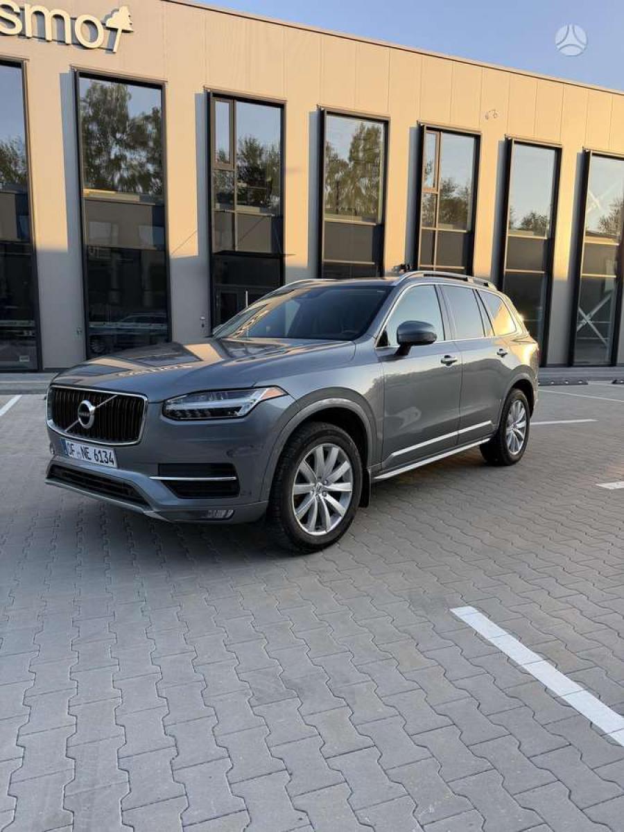 Grey Volvo XC90 2019 in Vilnius, with an engine capacity of 1.97 L and mileage of 150 thousand km for 20500 €, photo 1 on AUTOMOTO.COM.LV