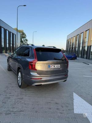 Grey Volvo XC90 2019 in Vilnius, with an engine capacity of 1.97 L and mileage of 150 thousand km for 20500 €, photo 7 on AUTOMOTO.COM.LV