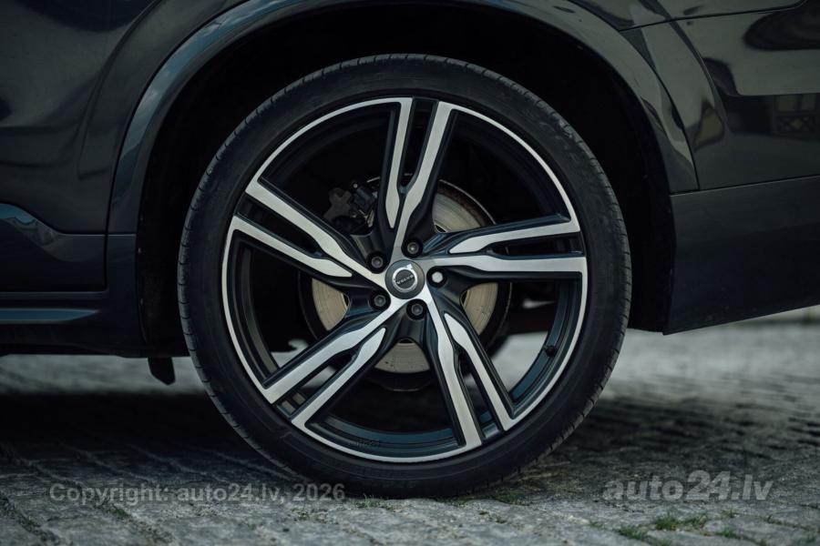 Pelēks Volvo XC90 2019 Rakvere, ar dzinēja tilpumu 2.00 L un nobraukumu 144 tūkst. km par 34990 €, foto 6 vietnē AUTOMOTO.COM.LV