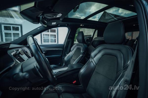 Grey Volvo XC90 2019 in Rakvere, with an engine capacity of 2.00 L and mileage of 144 thousand km for 32599 €, photo 7 on AUTOMOTO.COM.LV