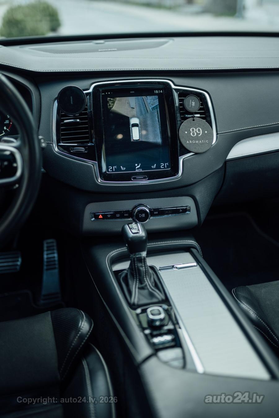Pelēks Volvo XC90 2019 Rakvere, ar dzinēja tilpumu 2.00 L un nobraukumu 144 tūkst. km par 34990 €, foto 13 vietnē AUTOMOTO.COM.LV