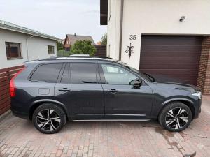 Grey Volvo XC90 2020 in Siauliai, with an engine capacity of 1.97 L and mileage of 183 thousand km for 35990 €, photo 9 on AUTOMOTO.COM.LV