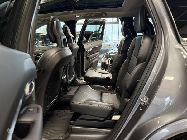 Grey Volvo XC90 2020 in Klaipeda, with an engine capacity of 1.97 L and mileage of 148 thousand km for 26900 €, photo 8 on AUTOMOTO.COM.LV