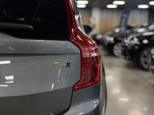 Pelēks Volvo XC90 2020 Klaipėda, ar dzinēja tilpumu 1.97 L un nobraukumu 148 tūkst. km par 26900 €, foto 15 vietnē AUTOMOTO.COM.LV
