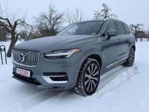 Pelēks Volvo XC90 2020 Šakiai, ar dzinēja tilpumu 1.97 L un nobraukumu 202 tūkst. km par 30888 €, foto  vietnē AUTOMOTO.COM.LV