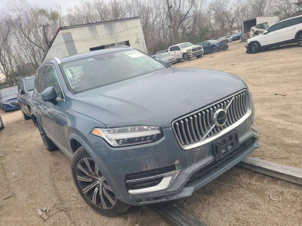 Pelēks Volvo XC90 2020 Viļņa, ar dzinēja tilpumu 1.97 L un nobraukumu 150 tūkst. km par 16400 €, foto 3 vietnē AUTOMOTO.COM.LV