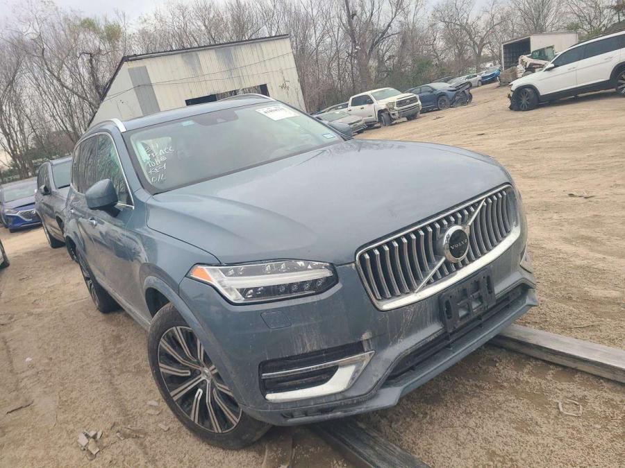 Pelēks Volvo XC90 2020 Viļņa, ar dzinēja tilpumu 1.97 L un nobraukumu 150 tūkst. km par 16400 €, foto 3 vietnē AUTOMOTO.COM.LV