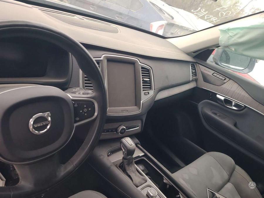 Pelēks Volvo XC90 2020 Viļņa, ar dzinēja tilpumu 1.97 L un nobraukumu 150 tūkst. km par 16400 €, foto 19 vietnē AUTOMOTO.COM.LV