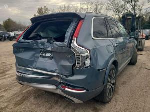 Pelēks Volvo XC90 2020 Viļņa, ar dzinēja tilpumu 1.97 L un nobraukumu 150 tūkst. km par 16400 €, foto 22 vietnē AUTOMOTO.COM.LV