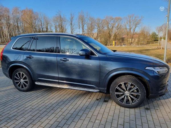 Grey Volvo XC90 2020 in Alytus, with an engine capacity of 1.97 L and mileage of 140 thousand km for 38950 €, photo 5 on AUTOMOTO.COM.LV