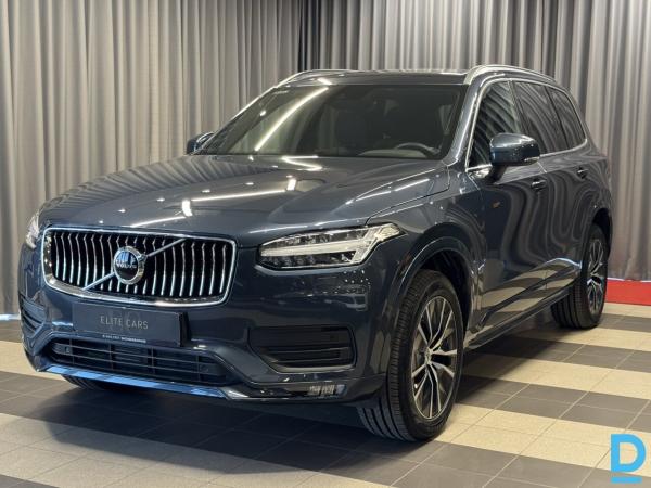 Grey Volvo XC90 2020 in Marupe, with an engine capacity of 2.00 L and mileage of 19 thousand km for 41990 €, photo 1 on AUTOMOTO.COM.LV