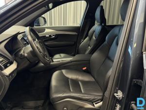 Pelēks Volvo XC90 2020 Mārupe, ar dzinēja tilpumu 2.00 L un nobraukumu 19 tūkst. km par 41990 €, foto 8 vietnē AUTOMOTO.COM.LV