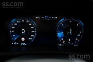 Grey Volvo XC90 2020 in Riga, with an engine capacity of 2.00 L and mileage of 95 thousand km for 34900 €, photo 6 on AUTOMOTO.COM.LV