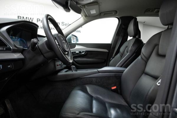 Pelēks Volvo XC90 2020 Rīga, ar dzinēja tilpumu 2.00 L un nobraukumu 95 tūkst. km par 34900 €, foto 6 vietnē AUTOMOTO.COM.LV