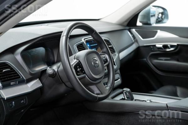 Pelēks Volvo XC90 2020 Rīga, ar dzinēja tilpumu 2.00 L un nobraukumu 95 tūkst. km par 34900 €, foto 9 vietnē AUTOMOTO.COM.LV