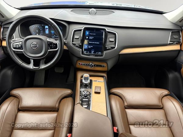 Grey Volvo XC90 2020 in Tallinn, with an engine capacity of 2.00 L and mileage of 111 thousand km for 40900 €, photo 6 on AUTOMOTO.COM.LV