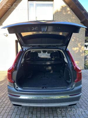 Pelēks Volvo XC90 2020 Tukums, ar dzinēja tilpumu 2.00 L un nobraukumu 221 tūkst. km par 31290 €, foto 10 vietnē AUTOMOTO.COM.LV