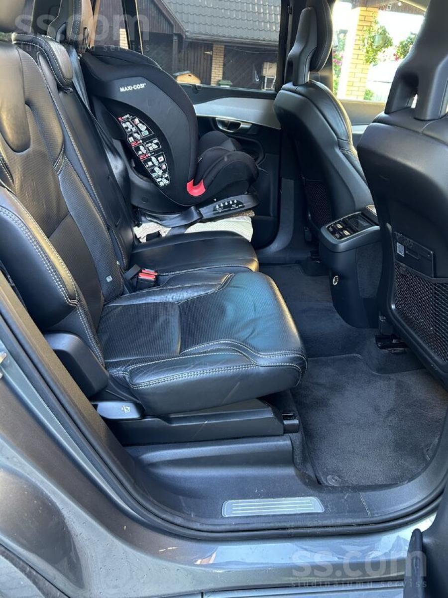 Pelēks Volvo XC90 2020 Tukums, ar dzinēja tilpumu 2.00 L un nobraukumu 221 tūkst. km par 31290 €, foto 14 vietnē AUTOMOTO.COM.LV