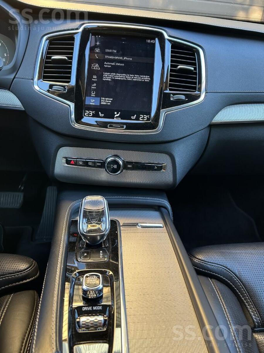 Pelēks Volvo XC90 2020 Tukums, ar dzinēja tilpumu 2.00 L un nobraukumu 221 tūkst. km par 31290 €, foto 19 vietnē AUTOMOTO.COM.LV