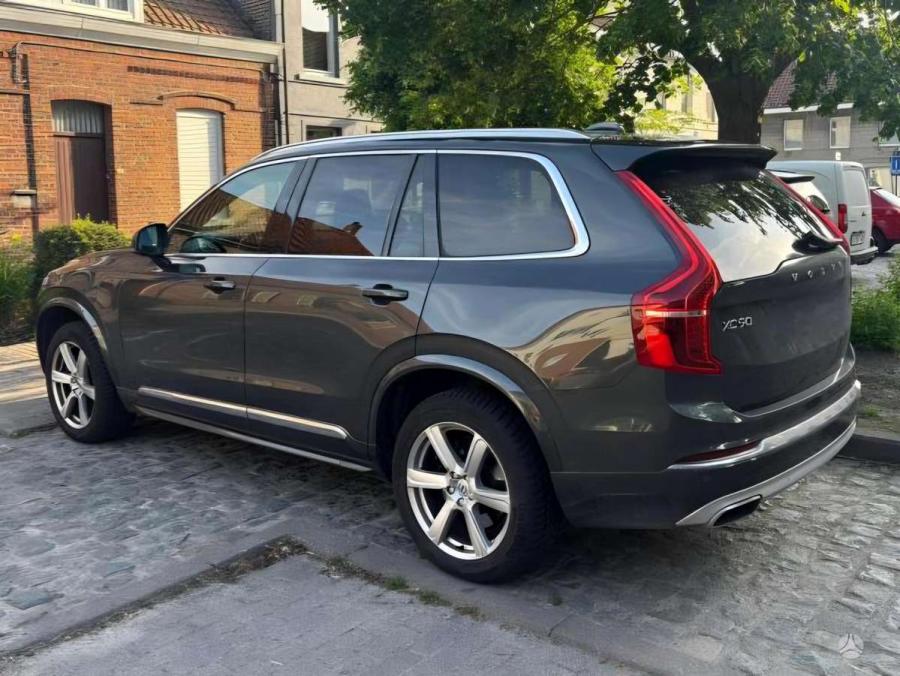 Grey Volvo XC90 2020 in Taurage, with an engine capacity of 1.97 L and mileage of 238 thousand km for 25000 €, photo 7 on AUTOMOTO.COM.LV