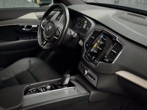Pelēks Volvo XC90 2020 Rīga, ar dzinēja tilpumu 2.00 L un nobraukumu 98 tūkst. km par 23900 €, foto 17 vietnē AUTOMOTO.COM.LV