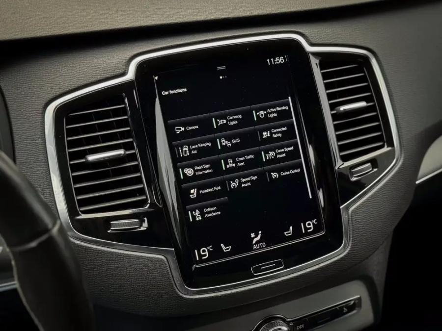 Pelēks Volvo XC90 2020 Rīga, ar dzinēja tilpumu 2.00 L un nobraukumu 98 tūkst. km par 23900 €, foto 29 vietnē AUTOMOTO.COM.LV