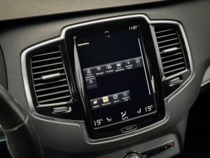 Pelēks Volvo XC90 2020 Rīga, ar dzinēja tilpumu 2.00 L un nobraukumu 98 tūkst. km par 23900 €, foto 30 vietnē AUTOMOTO.COM.LV