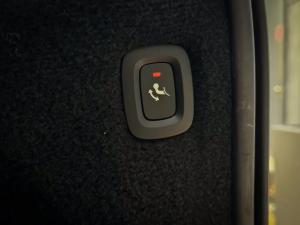Pelēks Volvo XC90 2020 Rīga, ar dzinēja tilpumu 2.00 L un nobraukumu 98 tūkst. km par 23900 €, foto 31 vietnē AUTOMOTO.COM.LV